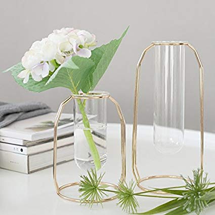 Incorporating Beautiful Rose Gold Decor Into Your Home