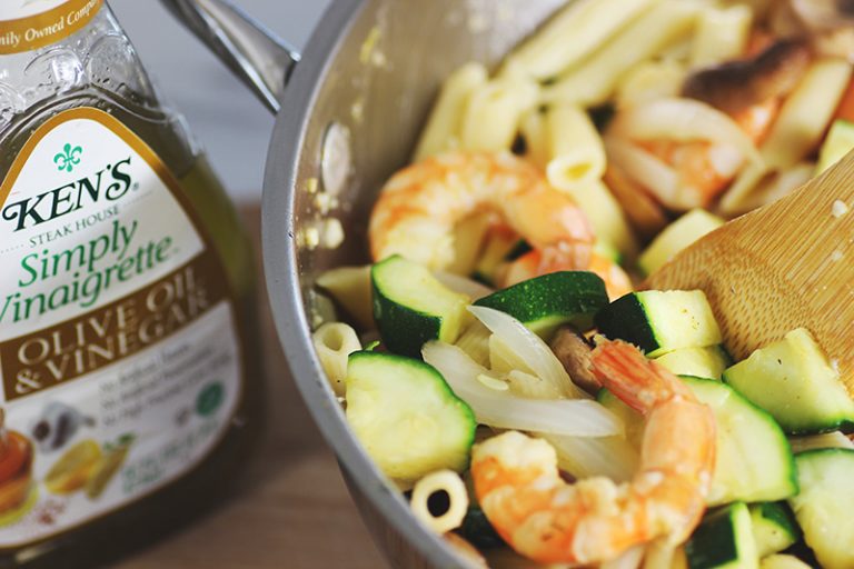 How To Make 6 Ingredient, Shrimp Zucchini Penne Pasta {30 Minute Meal}